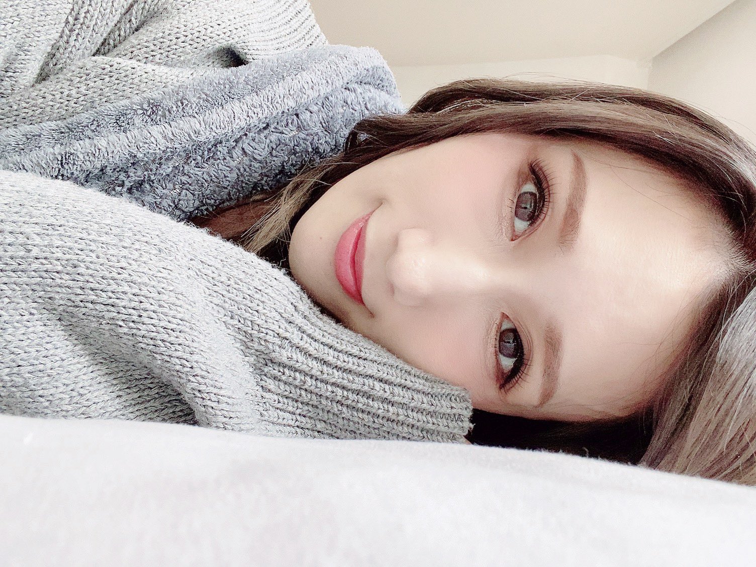 JULIA_1st公式 on Twitter: "おはよう♪ 今年も無事、永遠の33歳を迎えることが出来ました………♡(更新しました笑 新しくfaniconというSNSも追加されたし ...