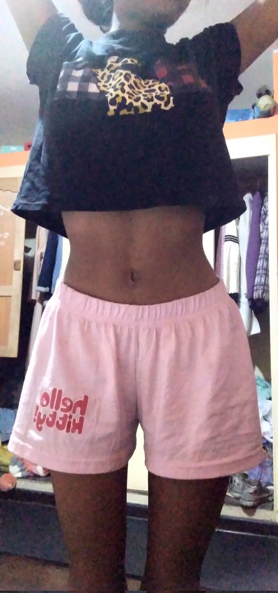 danell 🎧 on Twitter: "hace muxo q no subo bodycheck, creo ksjdjs"