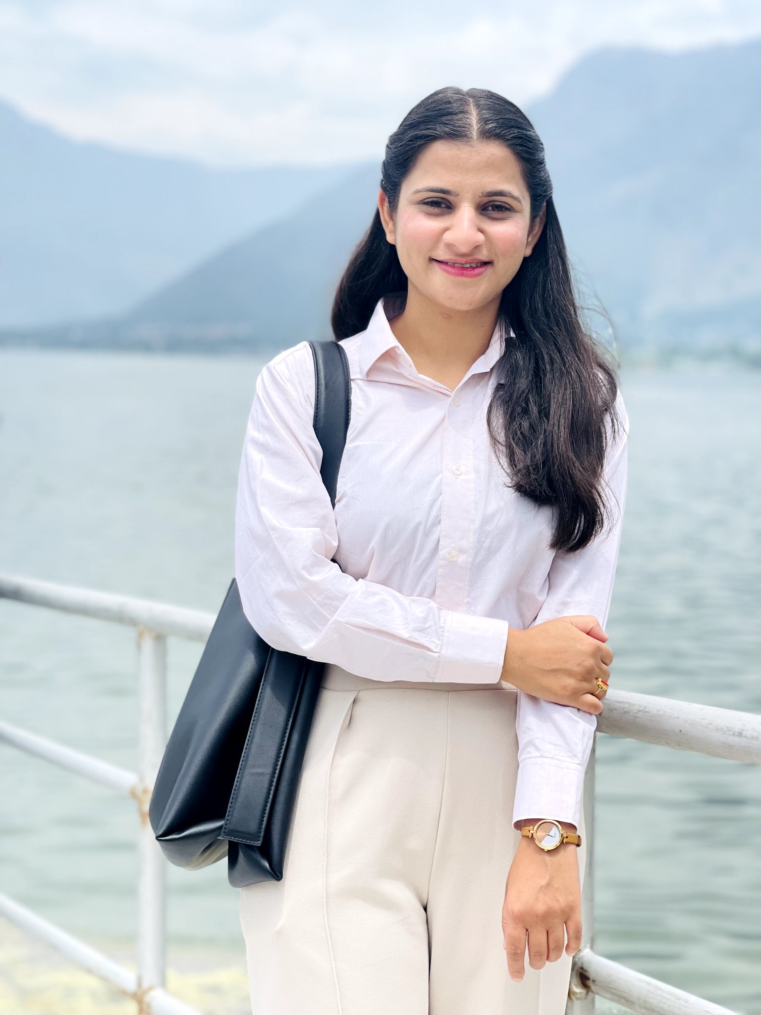 Manvi Gupta on Twitter: "At G20- 3rd Tourism Working Group, SKICC, Srinagar. https://t.co ...