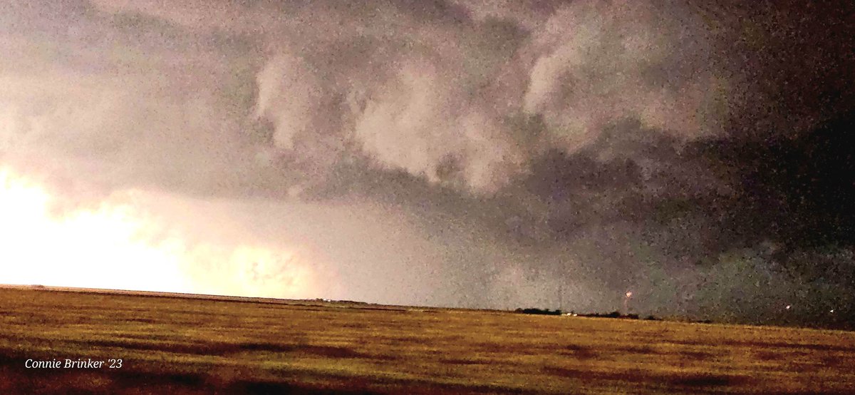 Storm Chaser Josh Brinker on Twitter: "Wedge! Between Clovis and Grady NM earlier! Photo credit ...