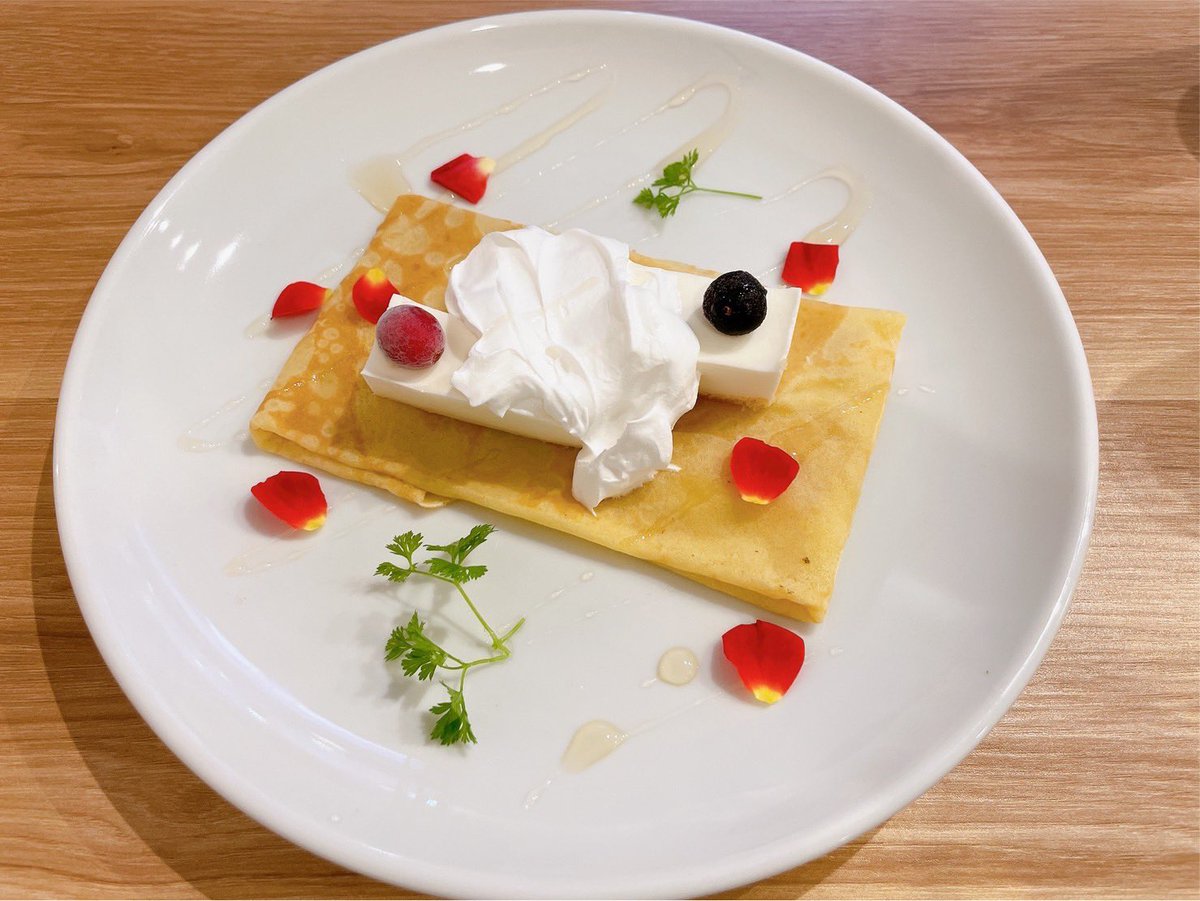 emo cafe on Twitter: "――――――――――――― 💎#ルビーレッドを噛み砕く💎 ˖°⌖コラボカフェ メニュー紹介⌖.꙳ ――――――――――――― ペアネックレス風 ...