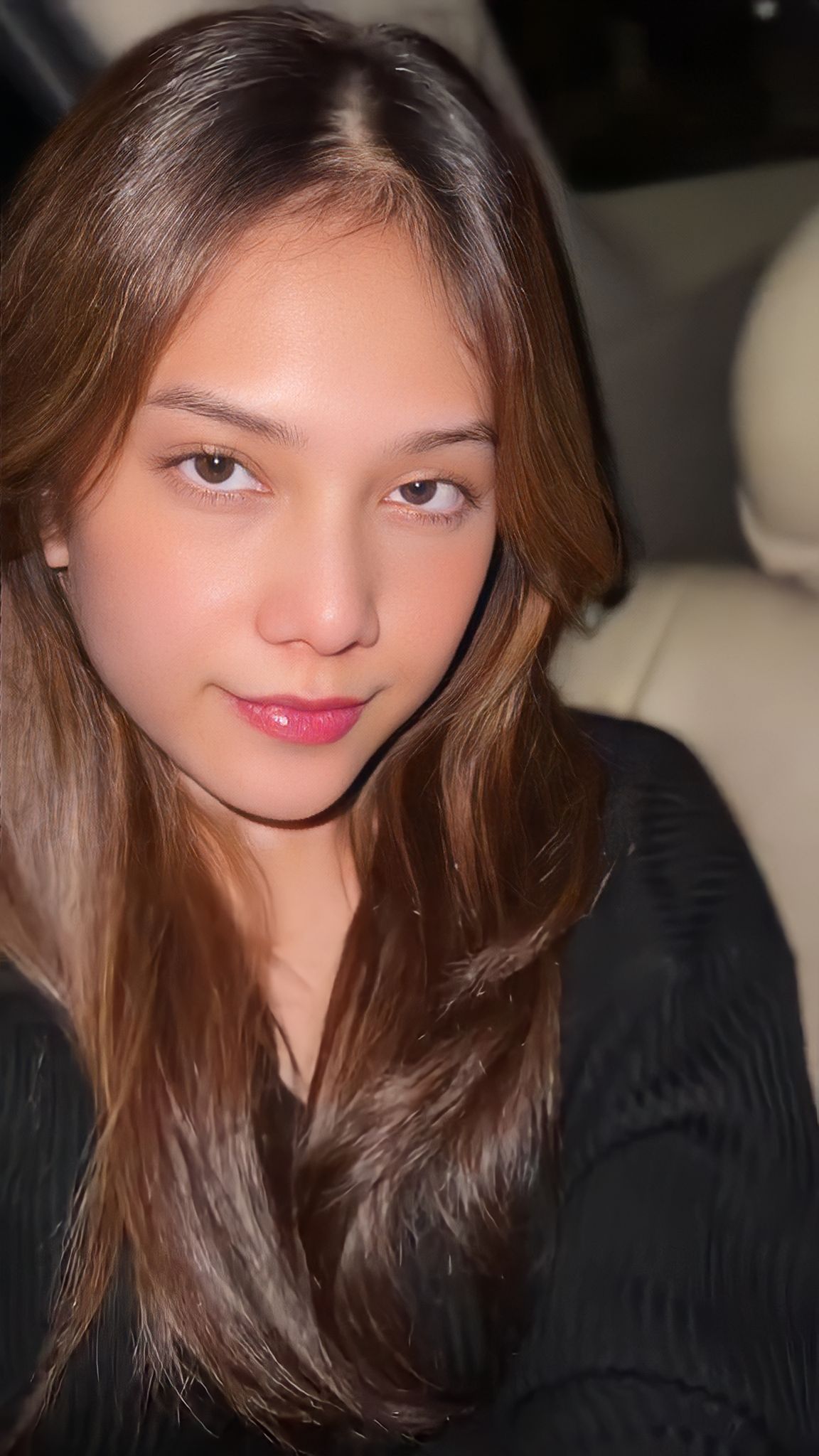 Your Dearest 🐄 on Twitter: "Kak Chika 🍫 [1/4] https://t.co/z5tyZM4BAm" / Twitter