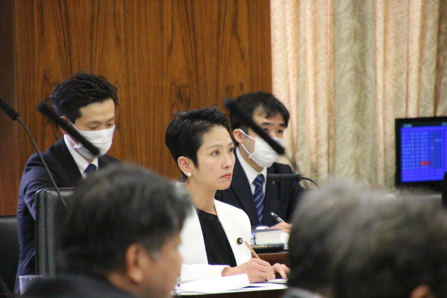 蓮舫💙💛RENHO🇯🇵 on Twitter: "「私の指示が軽んじられた」 民間企業に人事介入した元次官と報道2日前に会食、2次会をして黙っていた航空局長への見解を三上エリ議員に問われた斉藤 ...