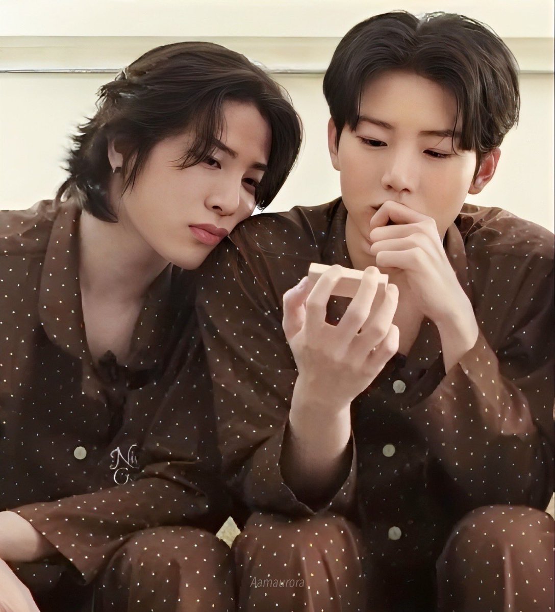 daily junghwan on Twitter: "Junghwan and junkyu hyung🩵 #SOJUNGHWAN #소정환 #JUNKYU"