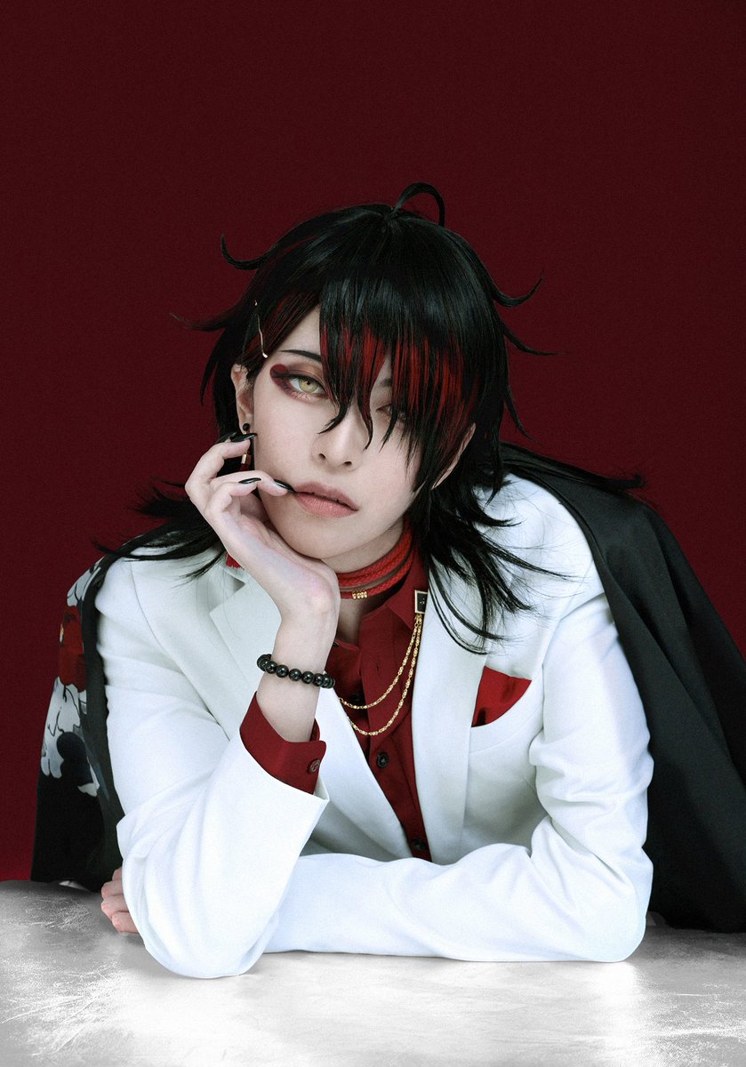 YUI on Twitter: "“Who’s my good kindred?” -Vox Akuma/YUI -Photo/luifo #Akurylic #Cosplay #コスプレ"