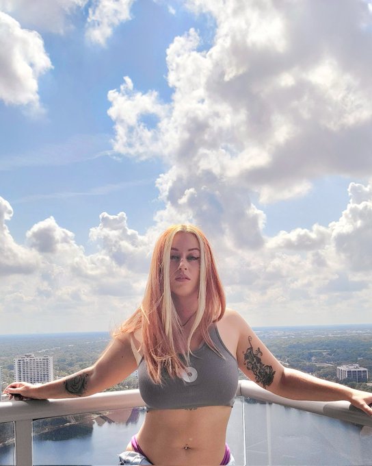 TW Pornstars - Ms. Rayne. Pictures and videos from Twitter.