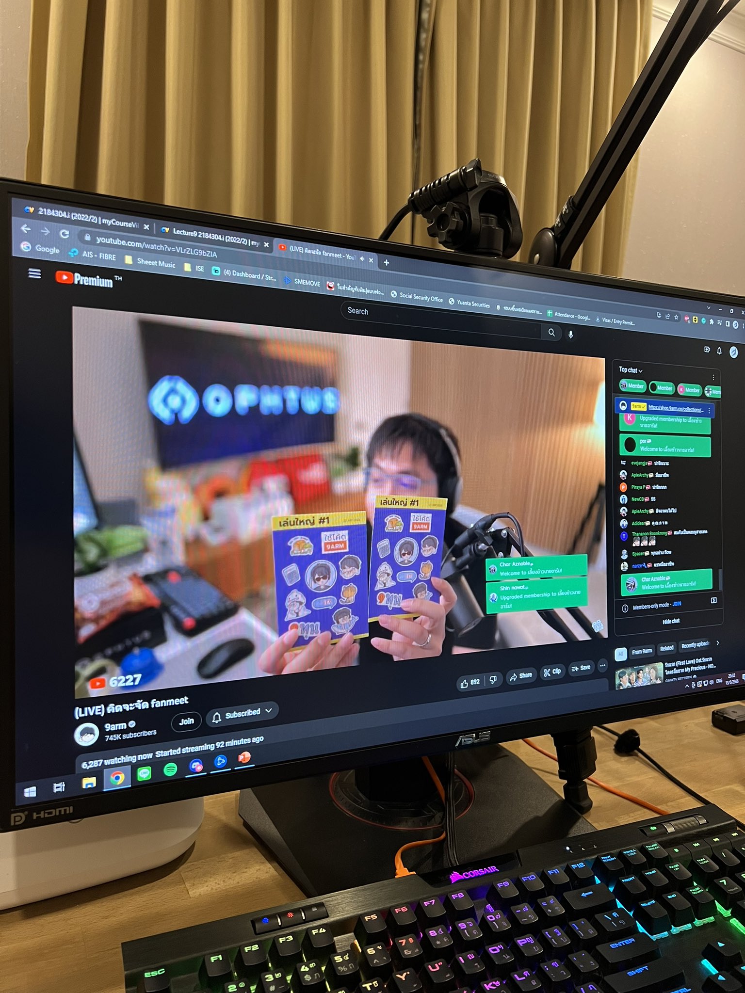 phuwintang on Twitter: "เมื่อคุณอยากไปแฟนมีต9armแต่มารู้ตอนเขากลับไปแล้ว 55555555 https://t.co ...