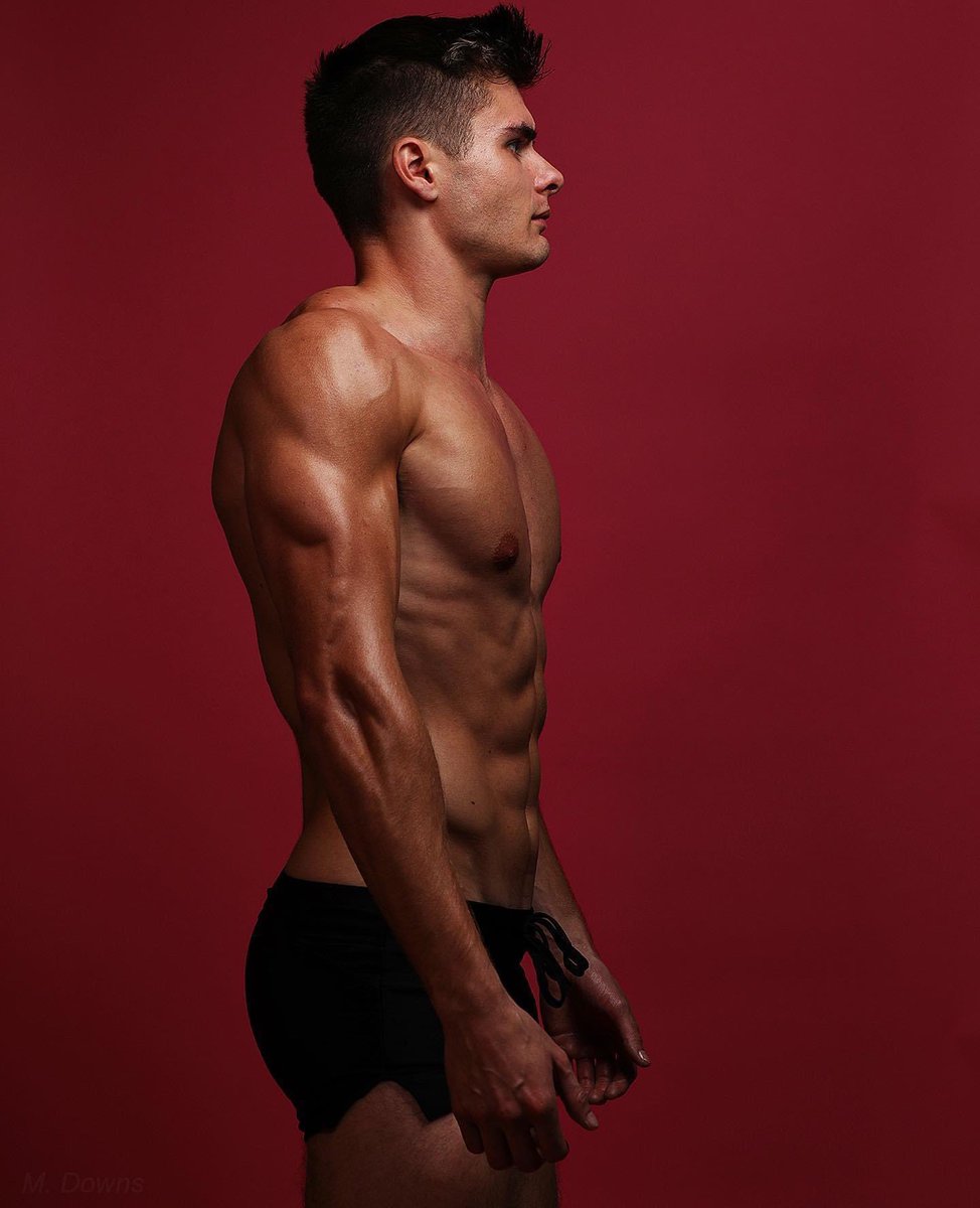 Sirs Models on Twitter: