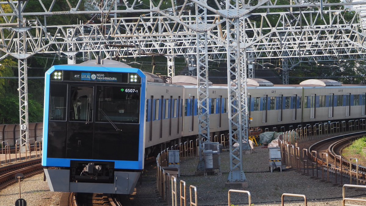 八王太郎＠通知不具合中（リプライ遅くなっています） on Twitter: "RT @Misotetsu_235: #東京都交通局6500形デビュー1周年 もう1年か！ミタレンジ() 新横浜 ...