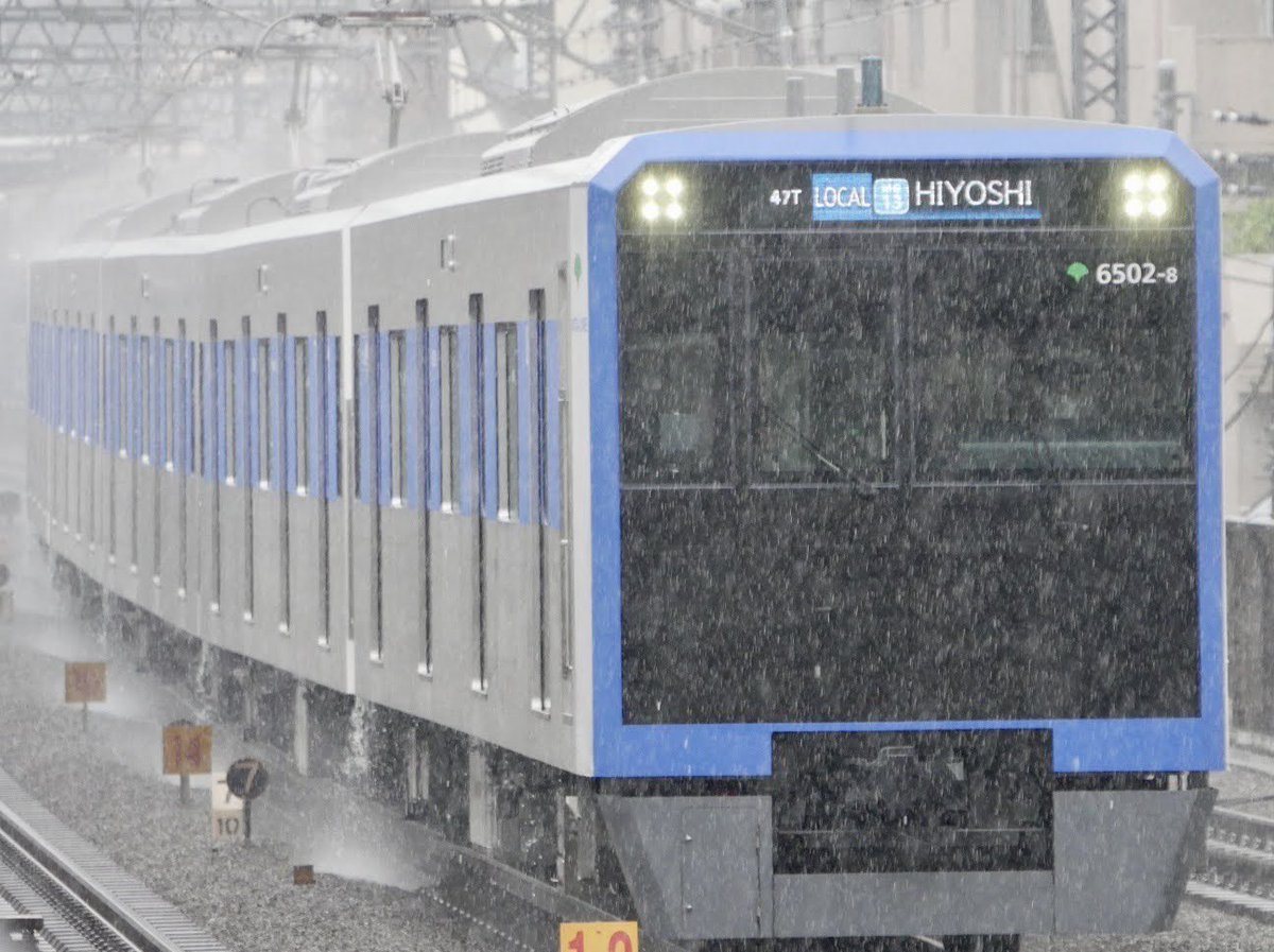 八王太郎＠通知不具合中（リプライ遅くなっています） on Twitter: "RT @Misotetsu_235: #東京都交通局6500形デビュー1周年 もう1年か！ミタレンジ() 新横浜 ...