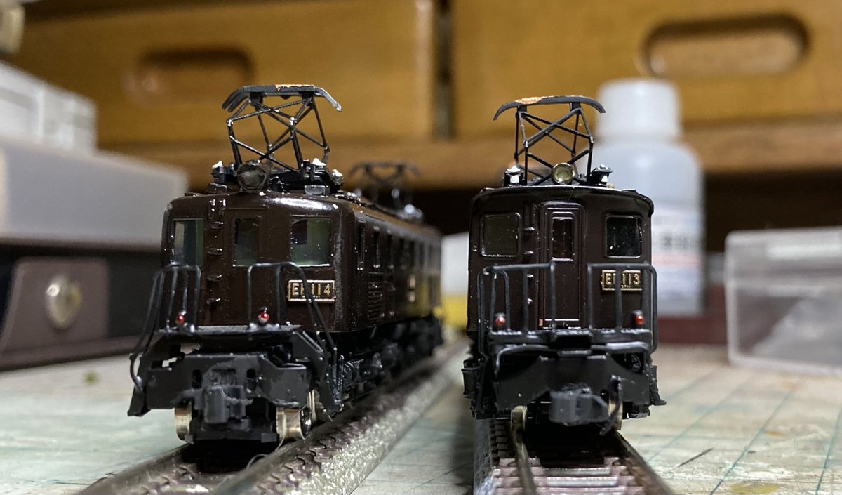 うずらあんこ on Twitter: "EF114完成。ｷﾝｸﾞｽｷｯﾄをﾍﾞｰｽにﾃﾞﾋﾞｭｰ当時仕様にしました。半流線型を強調したく、ﾋﾟｶﾋﾟｶにｸﾘﾔを吹きましたがやり過ぎかな。思った ...