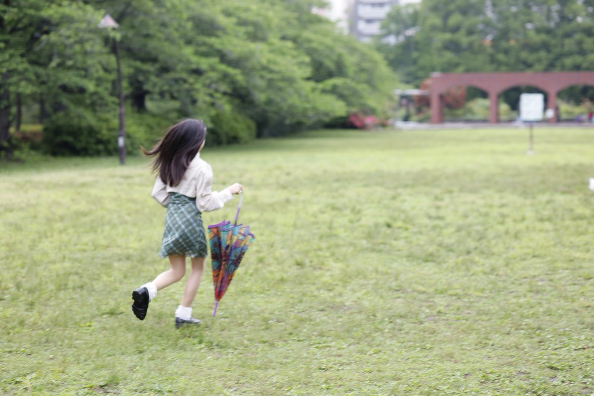 せば On Twitter 本日2本目の現場は、東京は猿江恩賜公園でしゅういちゃんの個撮。雨がぱらつく中とても楽しい時間を過ごせました、ありがとう〜😌 撮影会終了後に物販もあったのでチェキ