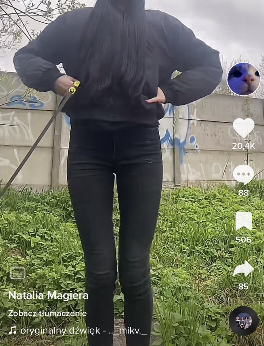 patka༉‧₊ on Twitter: "co to sa za czasy ze ludzie sa zdziwieni gdy ktos nosi skinny jeans XDD"