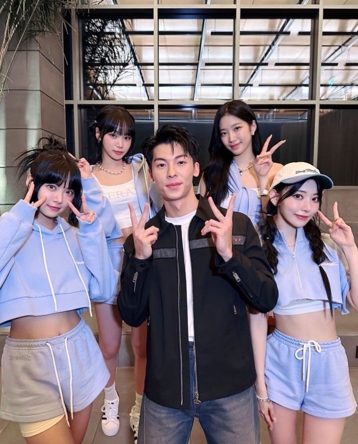 rafa on Twitter: "GREG & LESSERAFIM??? omfg this is insane"