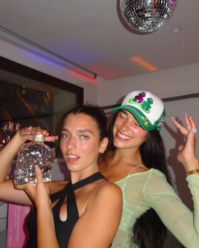Dua Lipa News Fan Account On Twitter Dua Lipa Wishing Her Sister