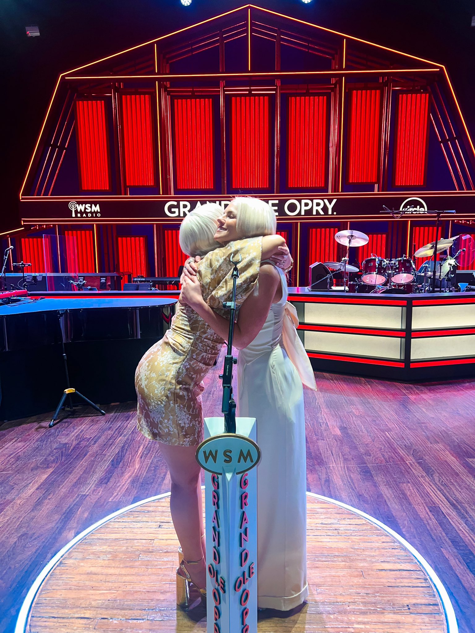 Tigirlily Gold (@tigirlily) / Twitter