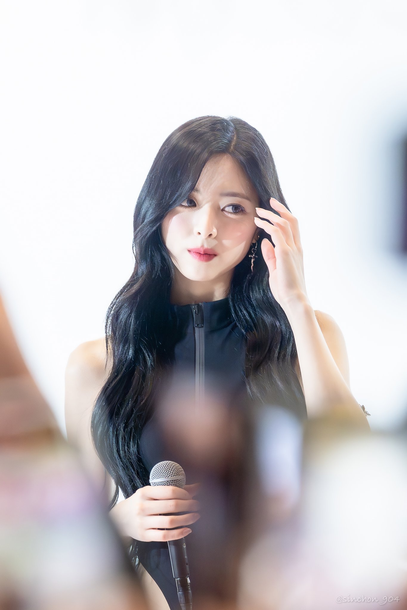 sinchon🐧 on Twitter: "230514 幕張メッセ KCON JAPAN 2023 CONVENTION MOVE by Qoo10 ブース #ITZY #있지 #유나 ...