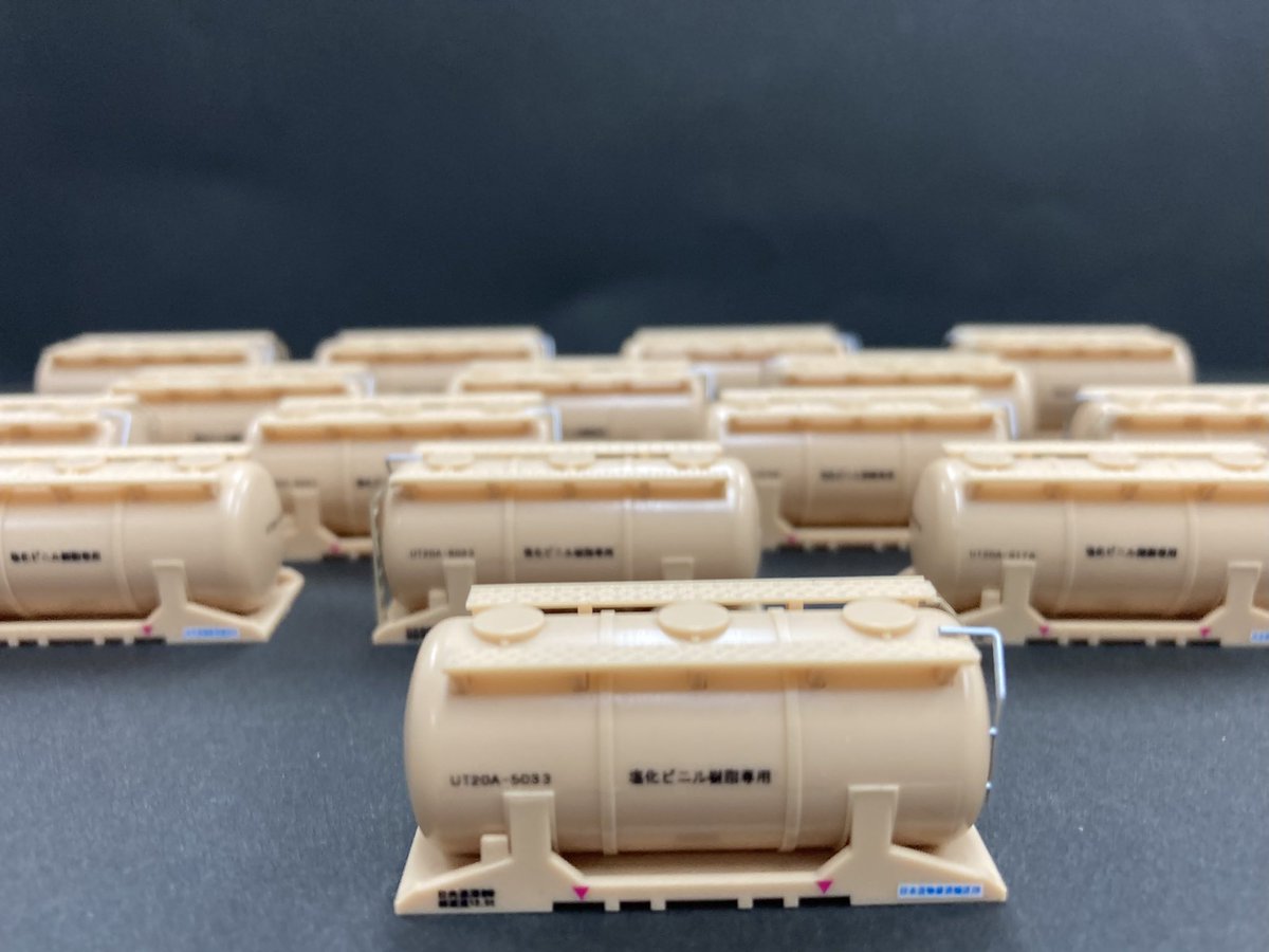 横濱模型 on Twitter: "RT @pair_hands: UT20A-5000タンクコンテナ完成品できました。"