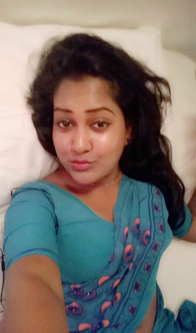 Srilankan Angels On Twitter Hot Srilankan Airline Girl 100 Retweets