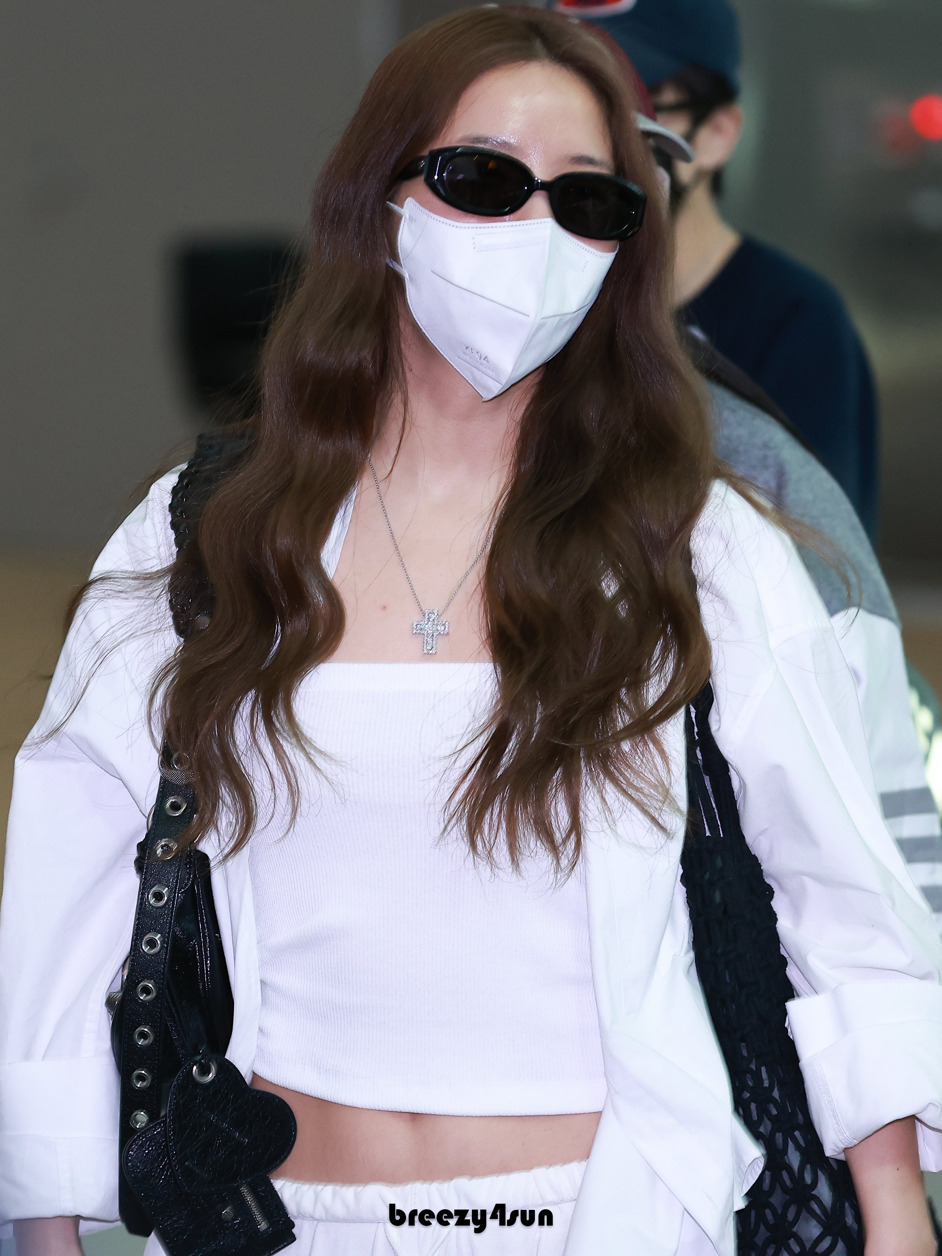 DragonKazoo77 | My Con USA on Twitter: "[Thread] 230515 #MAMAMOO @ ICN departure🛫for My Con US ...