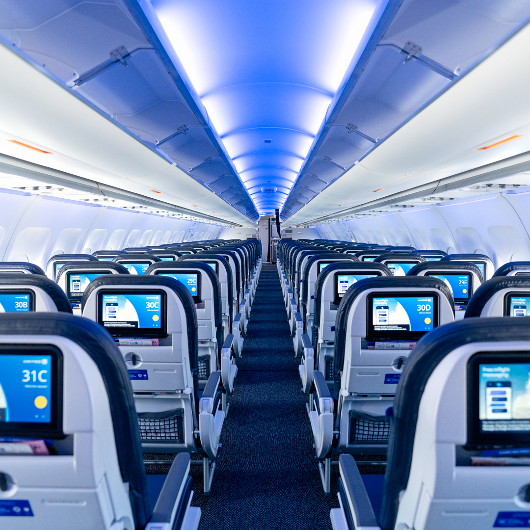 United Airlines A320 Cabin