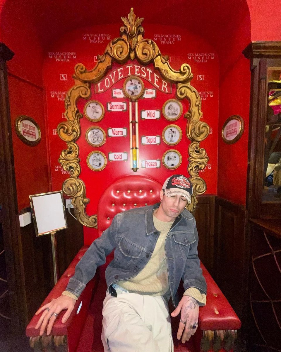 MÅNESKIN OFFICIAL FANCLUB on Twitter: "📸 | Måneskin via Instagram. 🔥 « M00d check 🍷 Lil’ after ...