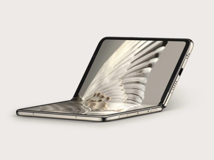 designboom on Twitter: "pixel fold, @madebygoogle's first foldable phone, opens up to 7.6-inch ...