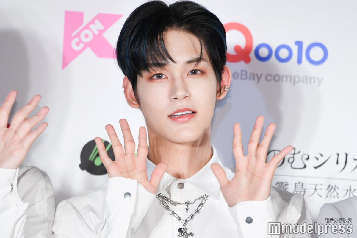 モデルプレス on Twitter: "【写真追加📸／全グループソロカット】「KCON JAPAN 2023」レッドカーペット 🔻2日目 ATEEZ・DXTEEN・VIVIZ・ILY:1 ...