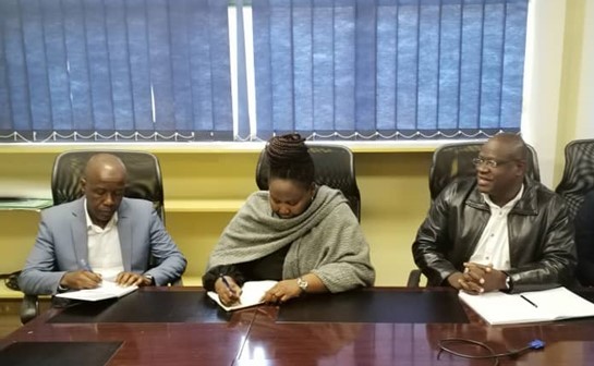 LIMCOM on Twitter: "#LIMCOM lead by the Executive Secretary, Sergio Sitoe (right) today paid a ...