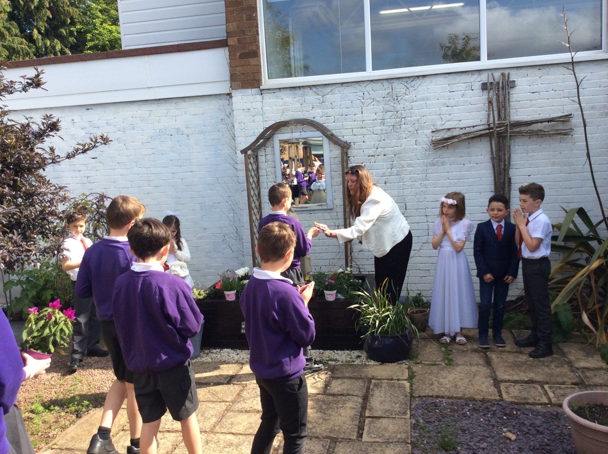 Welcome to Our Lady and St Teresa's Catholic Primary School