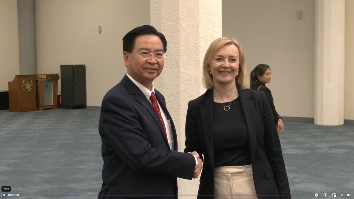 Taiwan in the UK on Twitter: "Former British Prime Minister @trussliz has touched down in Taiwan ...