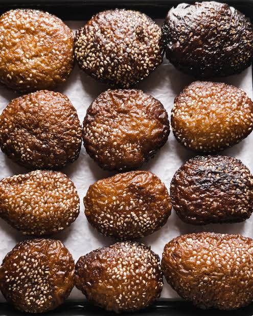 10 Delicious Traditional Dishes of Chhattisgarh 1. Bafauri - Thread ...