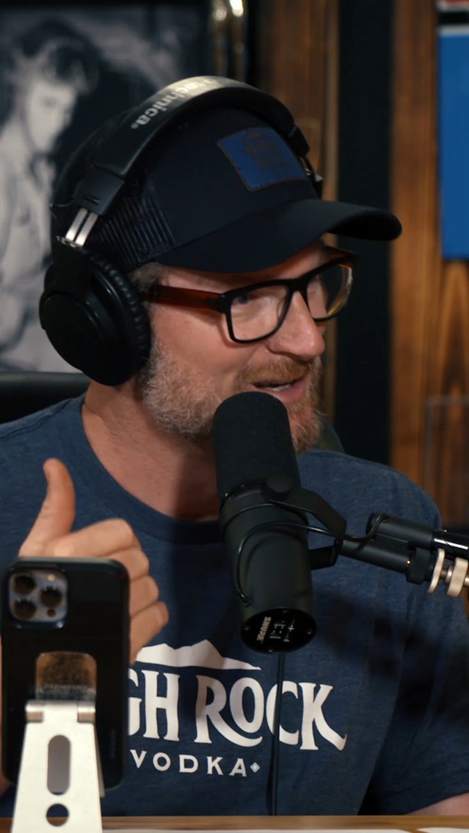 Dirty Mo Media on Twitter: "NEW @DaleJr Download! 🏁Darlington Recap ⛷️Geoff Bodine 😀 Carl’s ...