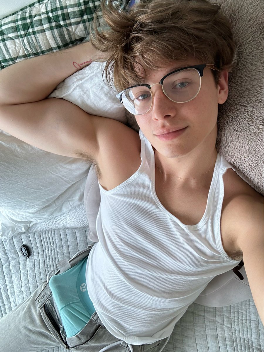 🔥🔥🔥🔥Rawr-ItsBen Top .19 OnlyFans🔥🔥🔥🔥🔥 on Twitter: "RT @GriffinMat62119: Would you let me top ...