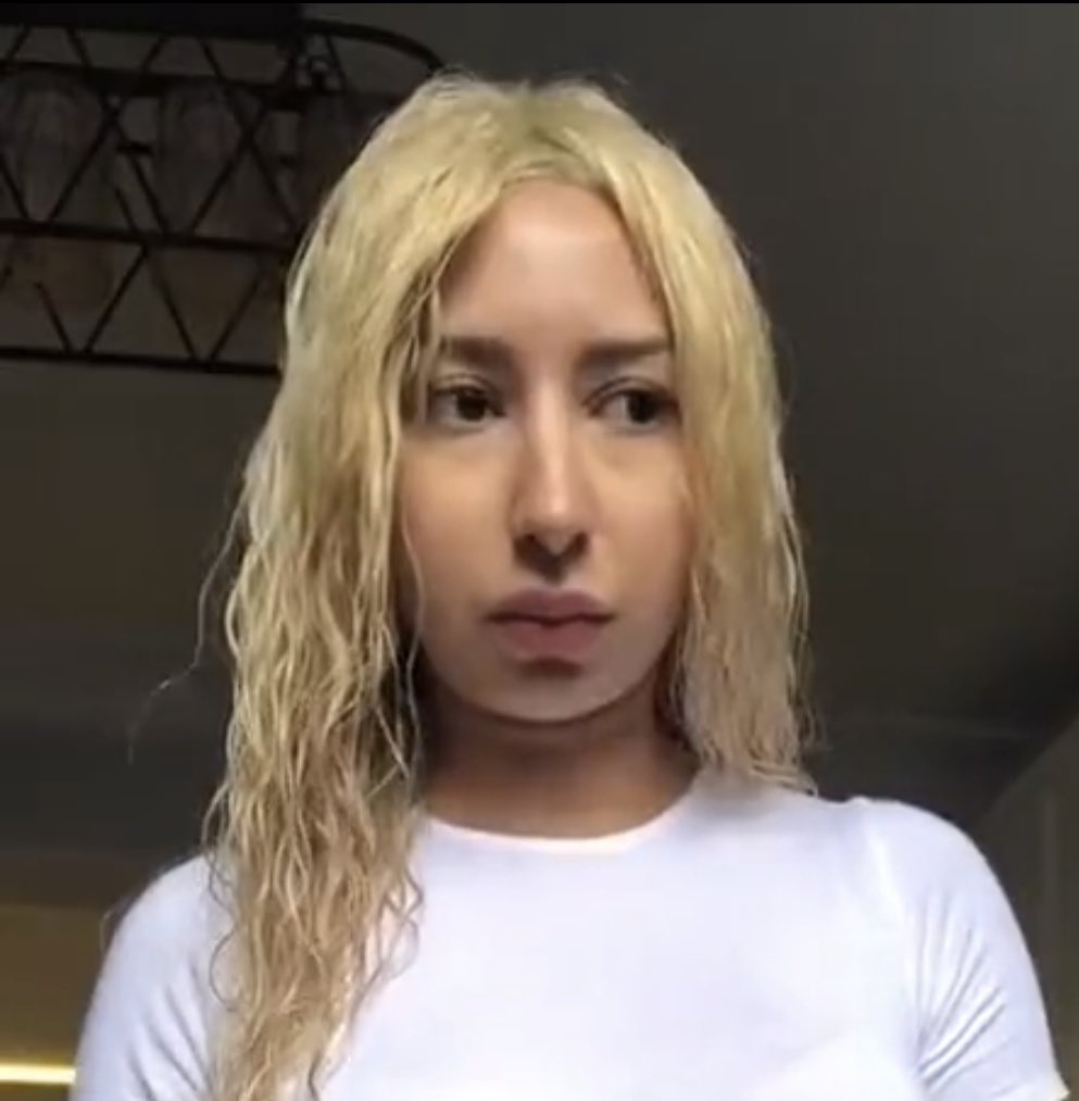 dusty old bones, full of green dust on Twitter: "it was at this moment she realized"