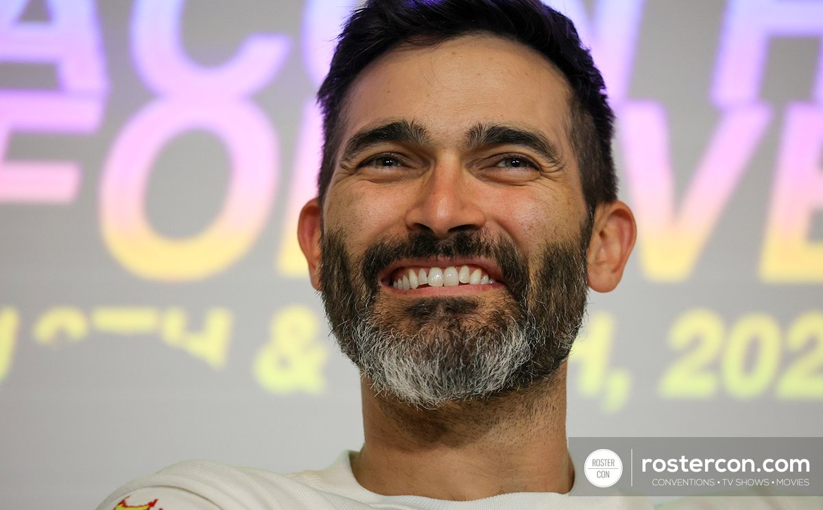 Tyler Hoechlin France on Twitter: "RT @RosterCon: #BHF - Les photos des panels Colton Haynes ...