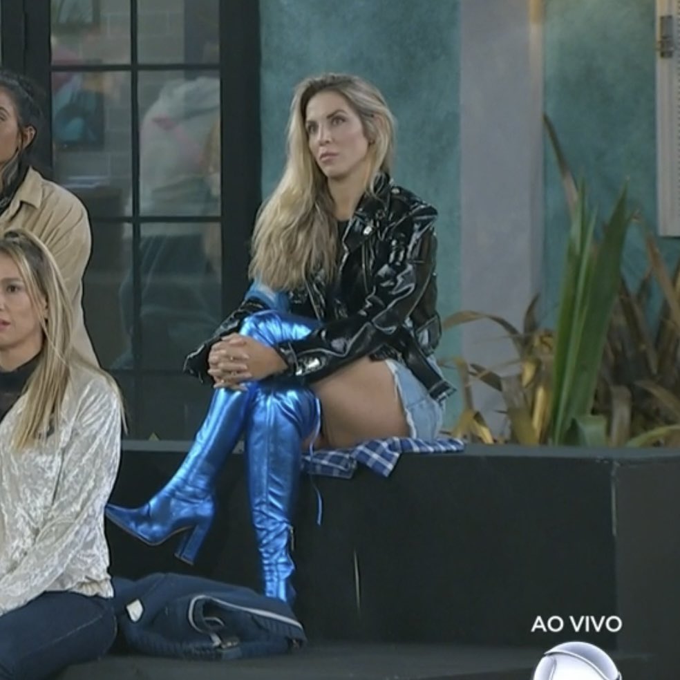 Rayana Diniz ⚡️ on Twitter: "O mundo é seu. Brilha, Ray! ⚡️💖 #TeamRay #AGrandeConquista"