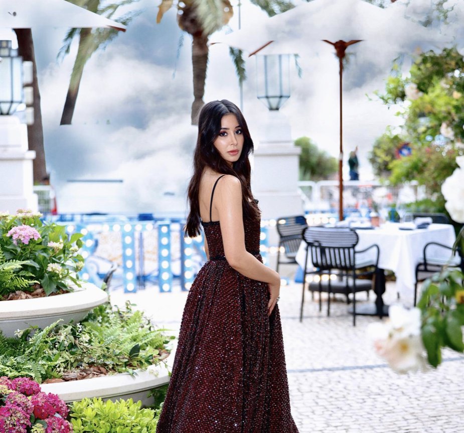 Arab News on Twitter: "#Saudi stars Amira Al-Zuhair, Honayda Serafi, @Aseel Omran and Eleen ...