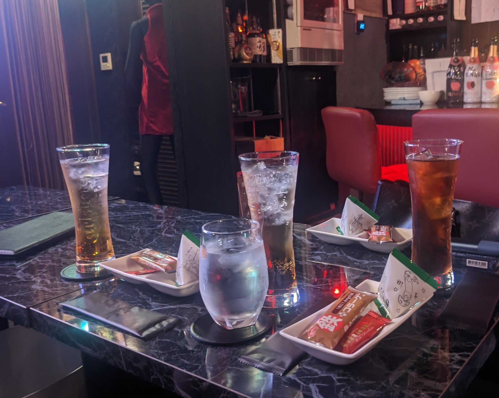 猥談バーレックススタッフ(こなす) on Twitter: "りんご来ました☺️ りんごハイおいしい！🍎 #RINGO #猥談 #猥談バー @ringoringobar https://t ...