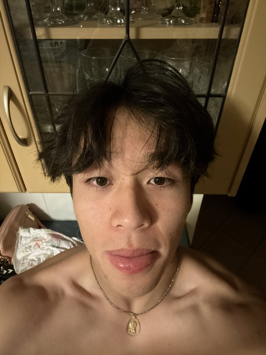 Peter Le on Twitter: "Boo"