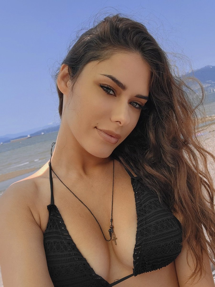 Tricky on Twitter: "here we go again http://twitch.tv/ms_tricky"