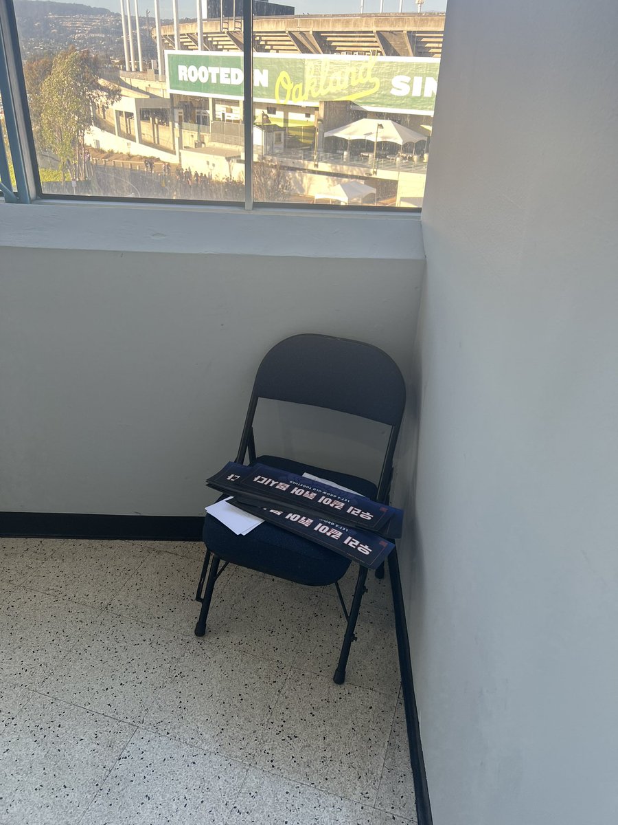 d⁷ 🥢 IS SEEING YOONGI TODAY on Twitter: "SO FAR AWAY PROJECT BANNERS AND LYRIC SHEETS AVAILABLE ...