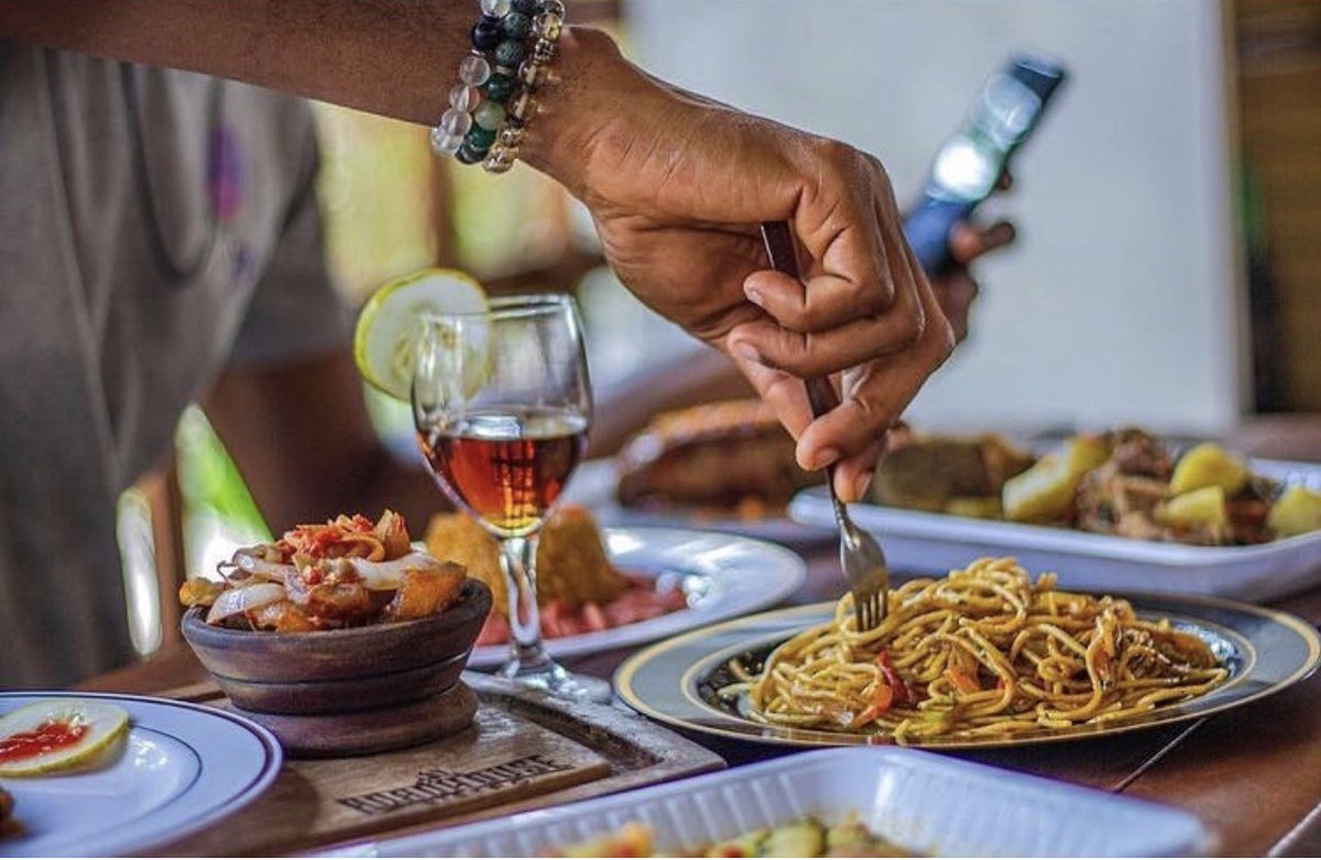 Under 3k Restaurants in Lagos A thread 1. King Glab 📍 17, Olumo street ...