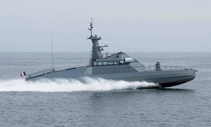 Defence Core on Twitter: "The Indian Navy commences the sea trial of its first indigenous ...