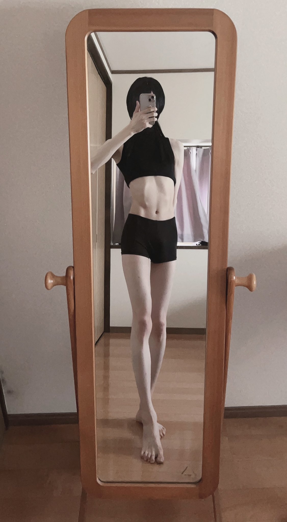 しな on Twitter: "180cm 50kg ♂ https://t.co/rCJ0PywK1z" / Twitter