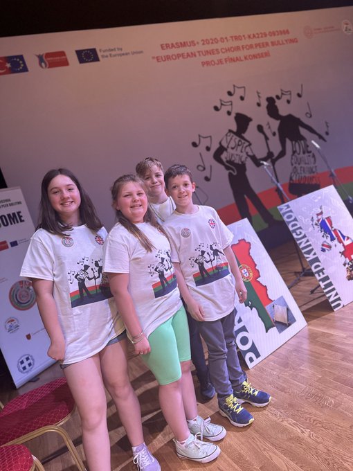 Lanchester EP Primary School - Home