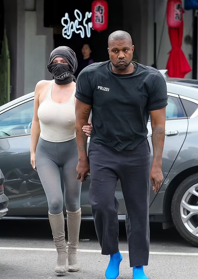 RapTV on Twitter: "Kanye West and Bianca Censori on a date‼️👀 https://t.co/OZpjAd1rxx" / Twitter