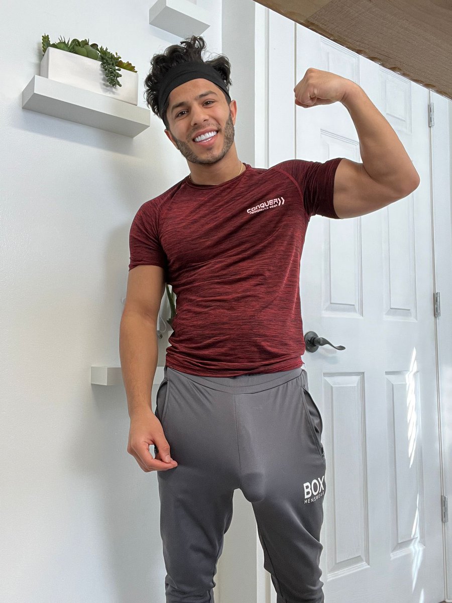 Paul & Emmet on Twitter: "RT @MarkMcc57138544: Gym done, wanna sit here and do a cardio workout ...