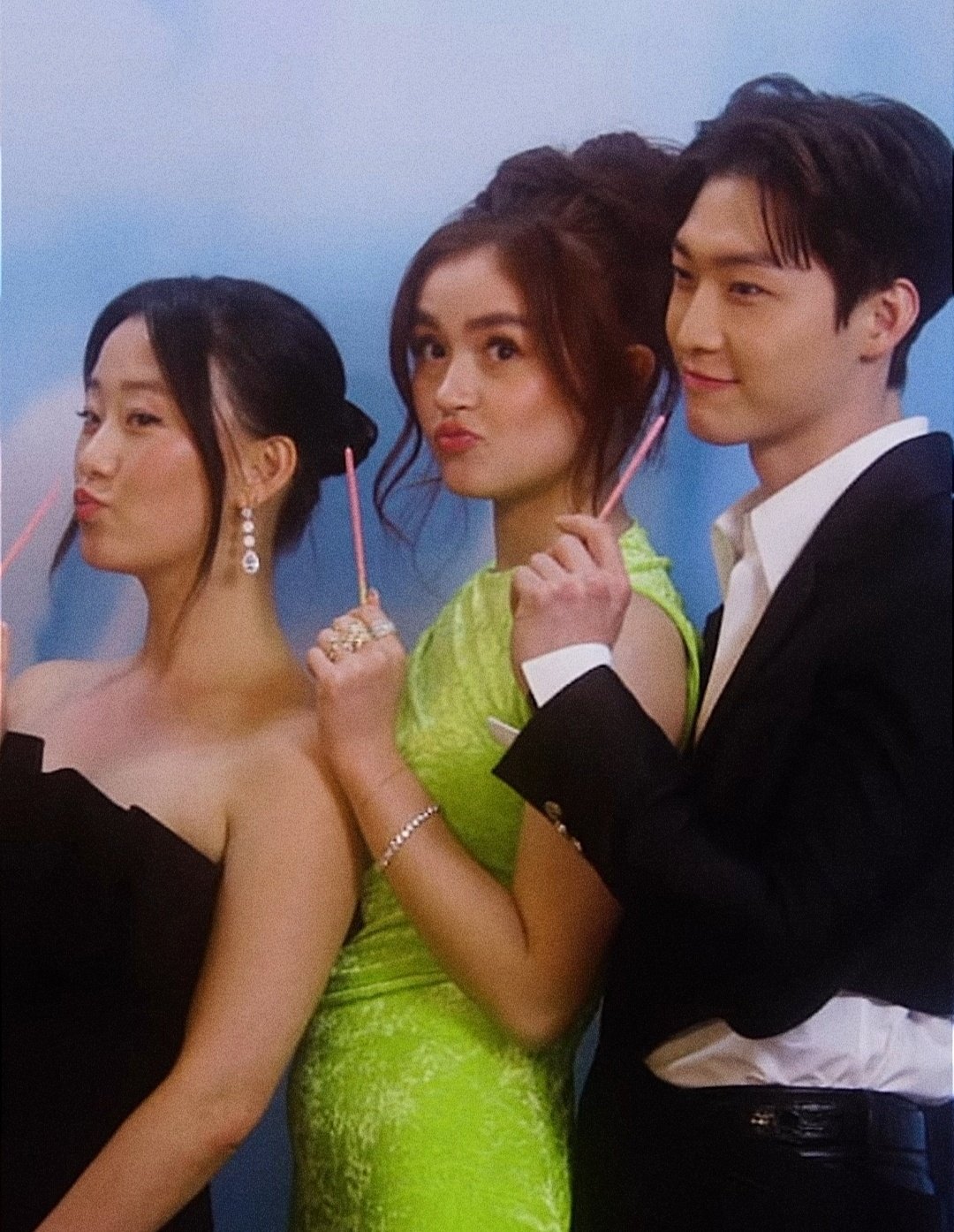 xo kitty spoilers on Twitter: "Gia and Sangheon aka yuri and minho are siblings in real life ...