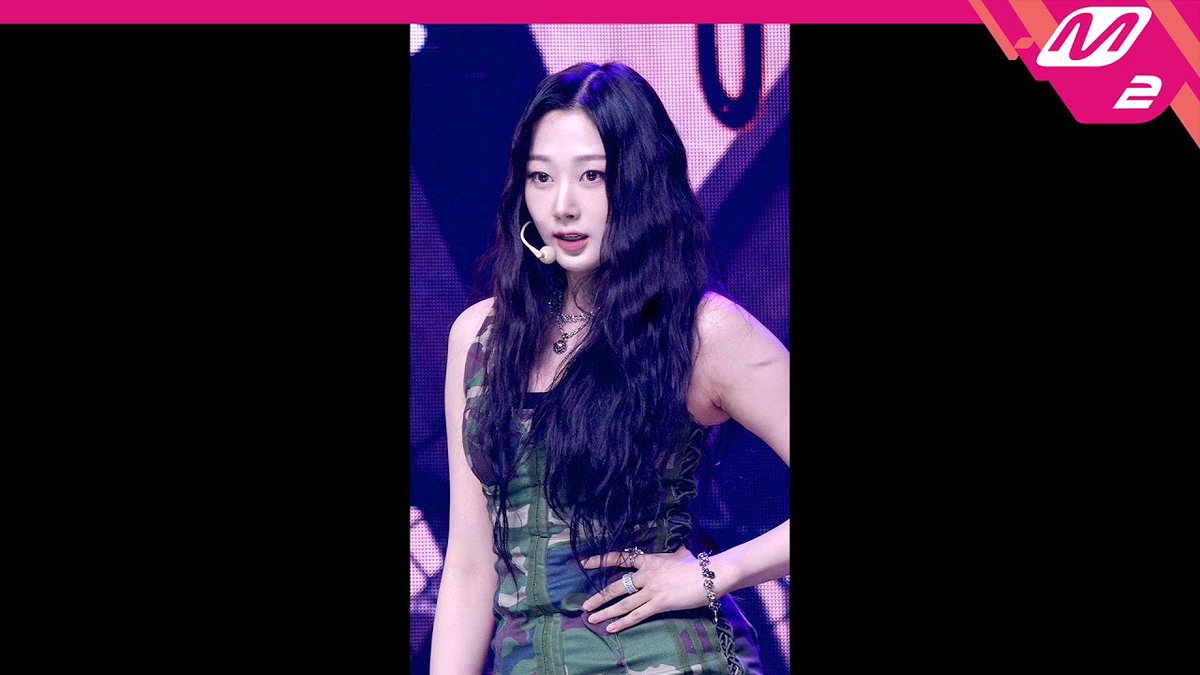 AESPA THAILAND ♡ on Twitter: "230518 แฟนแคม aespa ‘Spicy’ รายการ M COUNTDOWN ค่ะ 💙🌙⭐🦋 #KARINA ...